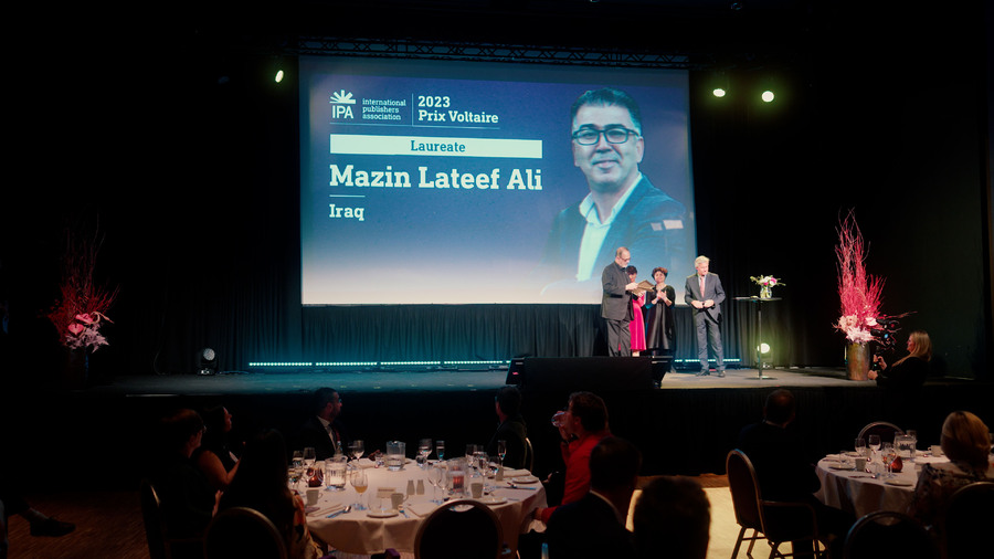 Editor iraquiano Mazin Lateef Ali, desaparecido há três anos, ganha o ...